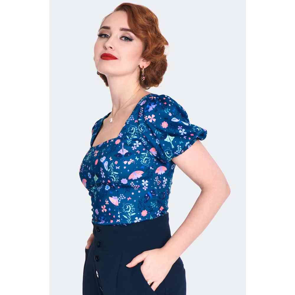 Voodoo Vixen Voodoo Vixen - Moth And Floral Print Top - Blauw | Attitud
